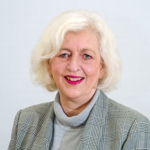 Helen Austin - Iriarte Centro Universitario Internacional